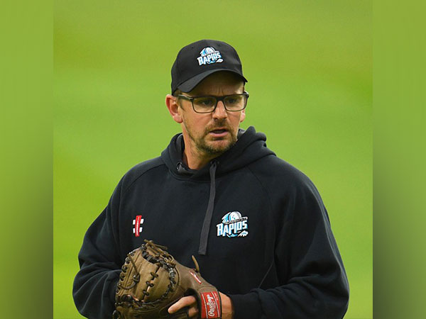 Alex Gidman appointed as England women's team assistant coach