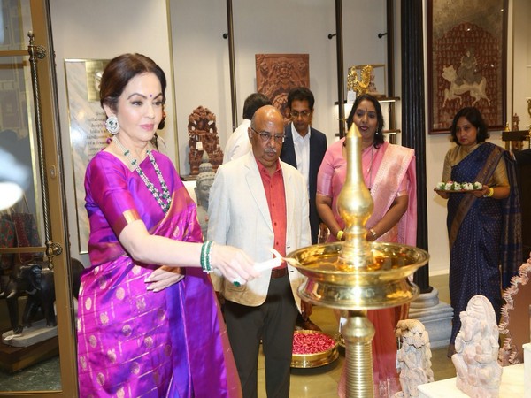 Reliance Retail's first standalone Swadesh store opens in Hyderabad; an ...
