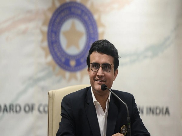 Sourav Ganguly touches down in Ahmedabad ahead of WC final between India, Australia; MSD likely ...
