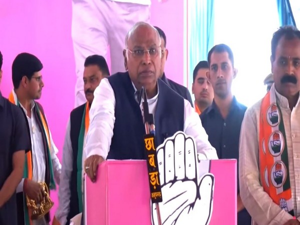 Congress chief Kharge announces 7 guarantees for economic empowerment ...