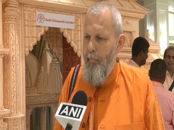 "Vedic philosophy is don't change world, change yourself": Swami ...