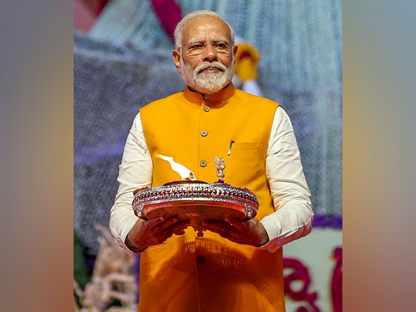 "Kashi is synonymous with Dev Deepavali": PM Modi