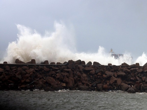 Cyclone Michaung: Five killed as heavy rain pounds Chennai, flights halted; Amit Shah assures help