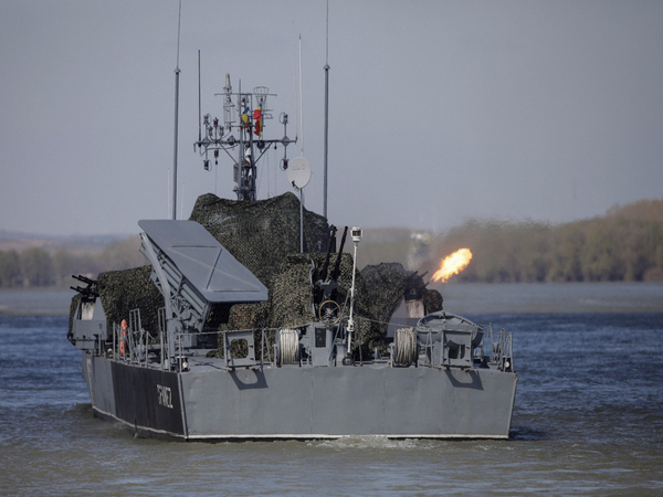 UK sends two minehunter ships to boost Ukraine's Black Sea forces