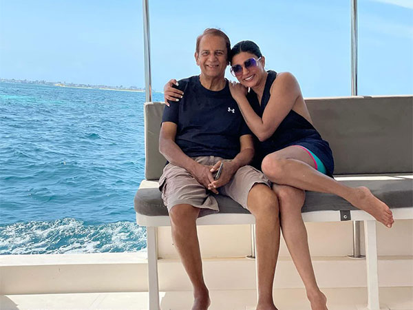 "Proud to be your daughter": Sushmita Sen pens adorable birthday wish ...