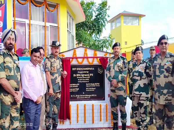 Tripura: DG BSF inspects border fencing and reviews operational ...