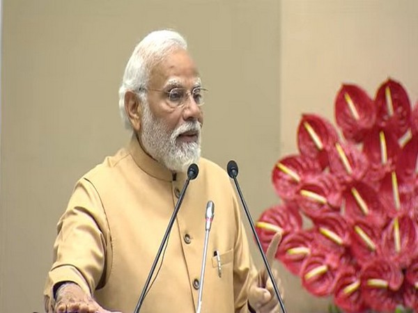Mahamana was confluence of modern thinking and Sanatan culture: PM Modi