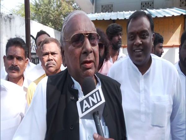 "Govt to give white ration cards to poor in Telangana": Congress leader ...