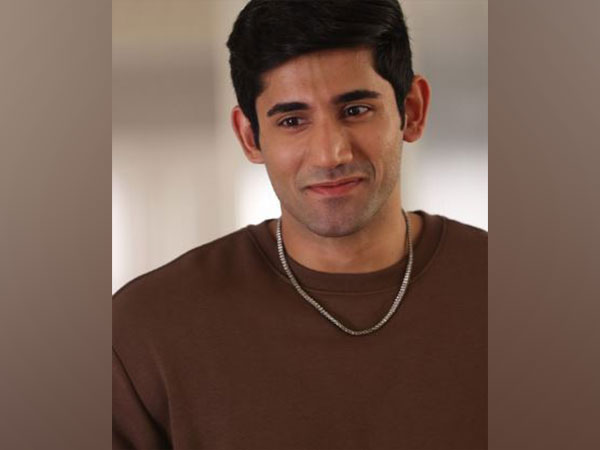 Varun Sood set to make web series debut with Raveena Tandon starrer ...