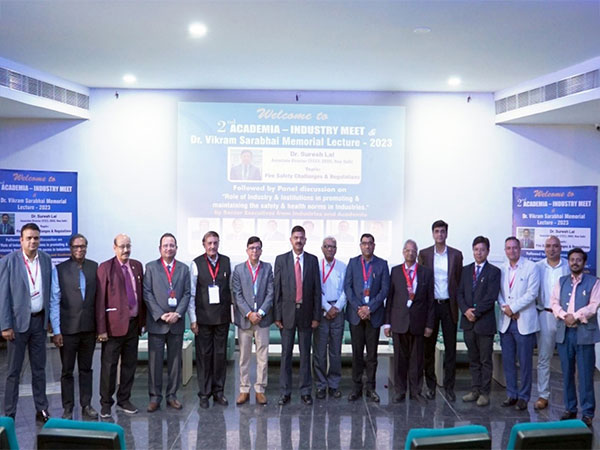 ITM (SLS) Baroda University Leads Industry Collaboration with Industry ...