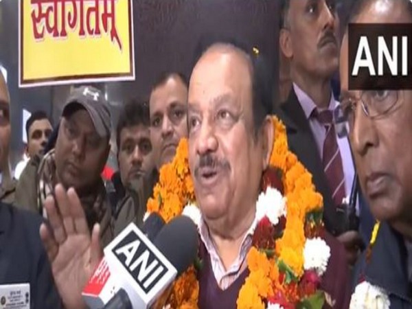 BJP leader Harsh Vardhan hails PM Modi for redeveloping railway stations