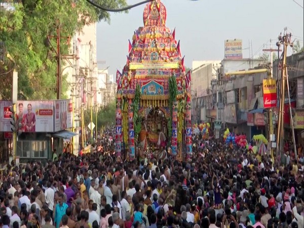 Tamil Nadu: People celebrate Margazhi Ashtami Chariot Festival at ...