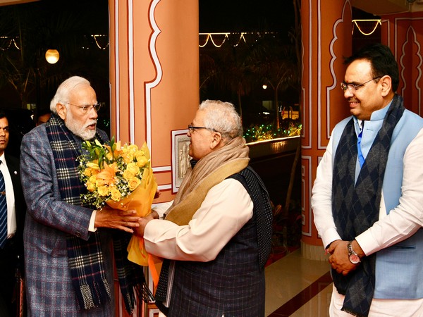 Rajasthan Governor welcomes PM Modi at Raj Bhavan
