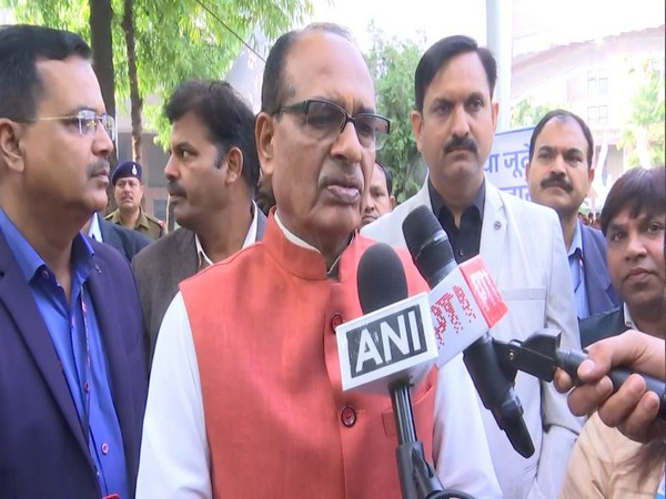 Madhya Pradesh: Ex-CM Chouhan urges govt for action after 26 girls from ...