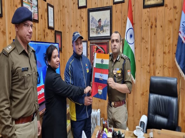 Uttarakhand: SDRF constable sets off to conquer South America's highest ...
