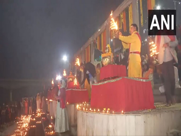 UP: 'Aarti' performed at Saryu Ghat in Ayodhya post-Pran Pratishtha ...