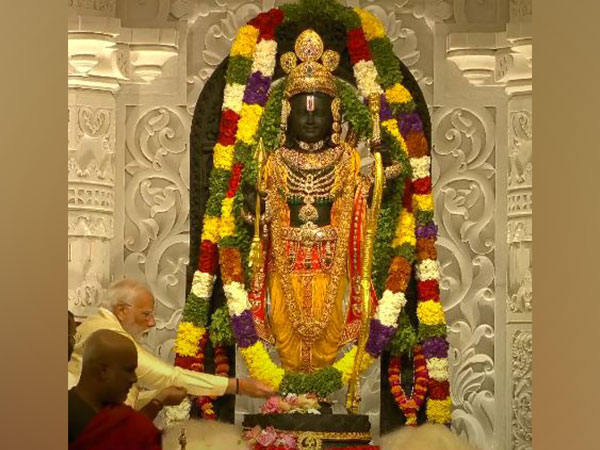 Ayodhya: Divine ornaments worn by Ram Lalla idol created after ...