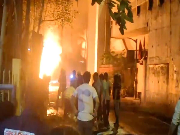 Maharashtra: Fire at industrial complex in Mumbai's Goregaon West