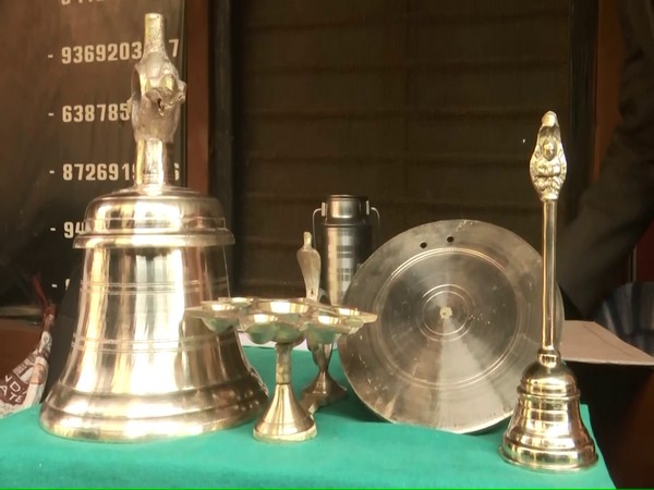 Devotees demand to install bell in southern cellar of Gyanvapi Mosque