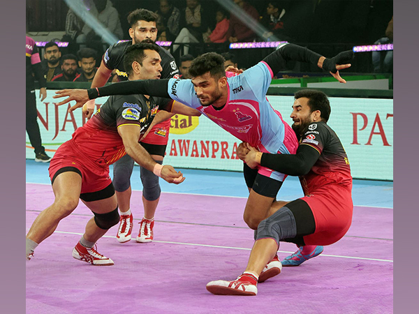 "Very lucky to be part of PKL": Surjeet Singh after completing 400 tackle points