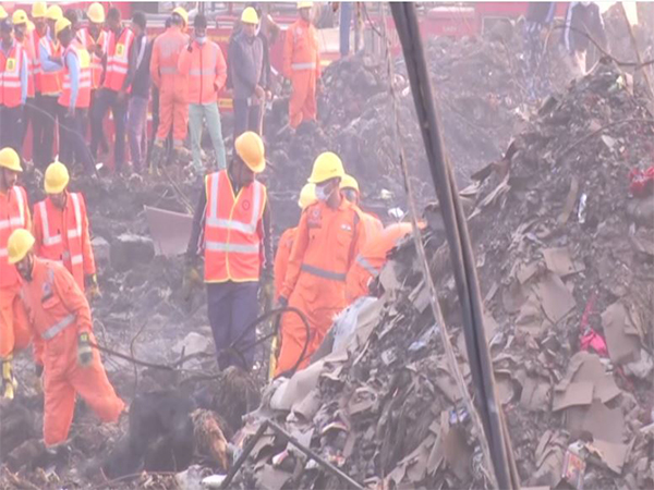 MP: NDRF, SDRF continue to remove the debris in Harda after a massive ...