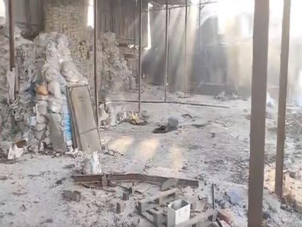 Maharashtra: 1 dead, 7 injured after electric transformer explodes in ...