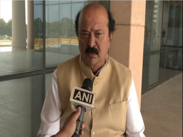 BJP's Purnesh Modi condemns Rahul Gandhi's remarks on PM Modi, says he ...