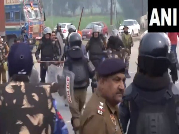 Farmers vs Haryana police: Chaos at Shambhu border, farmers break ...