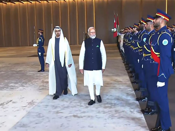 PM Modi arrives in Abu Dhabi to rousing welcome; to address 'Ahlan Modi' event today