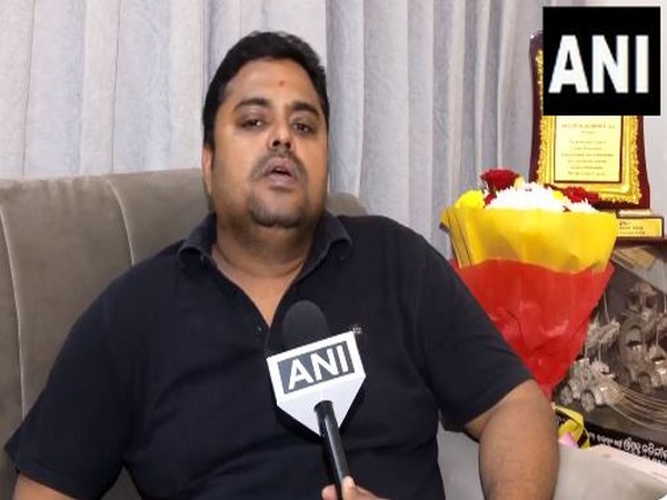 After joining BJD, Former Cong MLA Anshuman Mohanty says CM Patnaik's idea of 'new Odisha ...