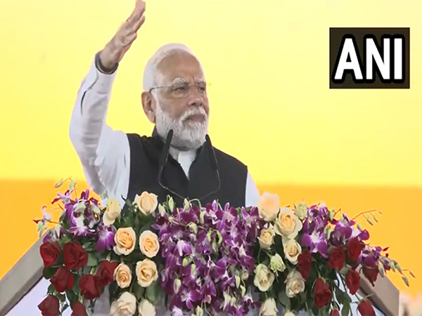 "PM MITRA Park to boost textile sector, generate employment": PM Modi ...