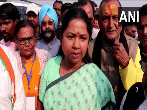 BJP's Jharkhand masterstroke, gets Congress MP Geeta Koda to switch ...