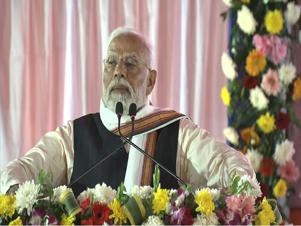 "TMC government big hurdle in empowerment of poor...": PM Modi in West ...