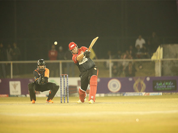 IVPL: Richard Levi stars as Red Carpet Delhi beat Telangana Tigers by 5 ...