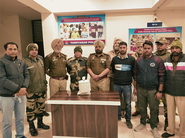 Punjab Police, BSF recover heroin from border village in Tarn Taran ...