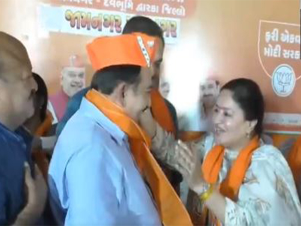 Several AAP, Congress leaders join Bharatiya Janata Party in Jamnagar