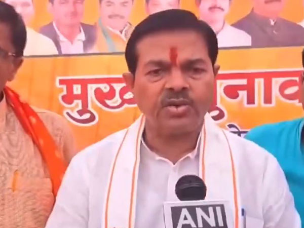 "Akhilesh Yadav has history of supporting hooligans...": Union Minister ...