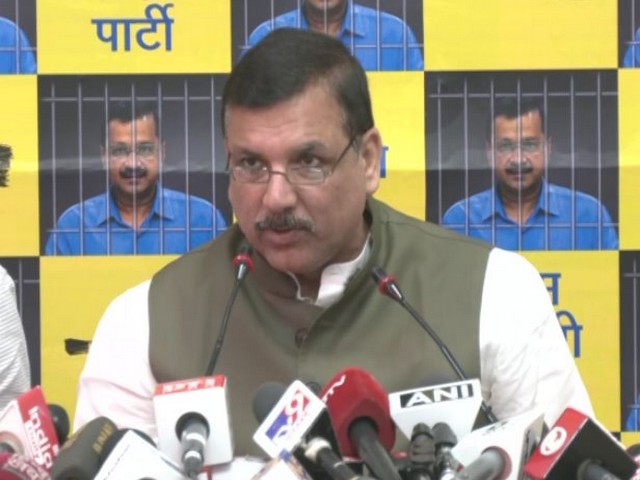 "Various loss-making firms paid hundreds of crores to BJP through ...