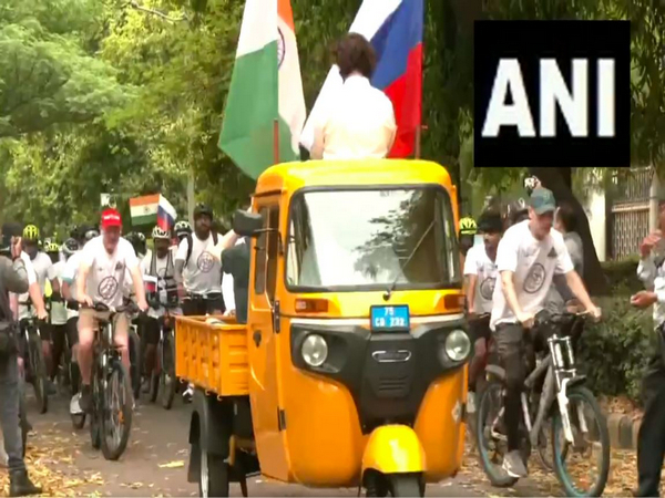 New Delhi: Russia-India friendship cycle rally held to mark 77 years of ...