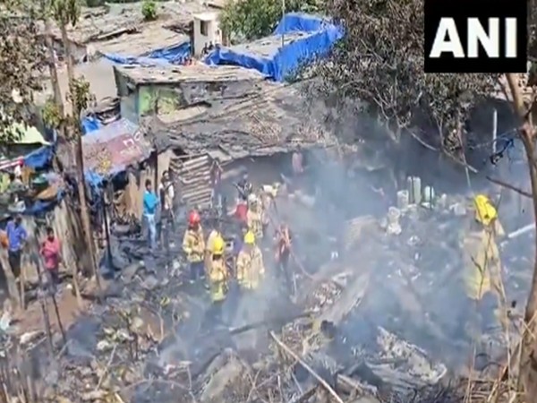 Maharashtra: Fire breaks out in slum area of Navi Mumbai