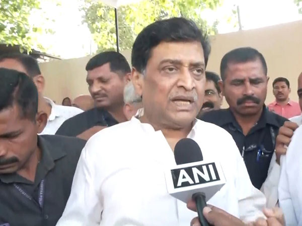 Lok Sabha polls: Former Maharashtra CM Ashok Chavan casts vote in ...