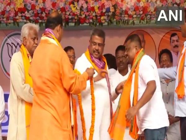 Lok Sabha polls: Several leaders, workers of BJD join BJP in Odisha