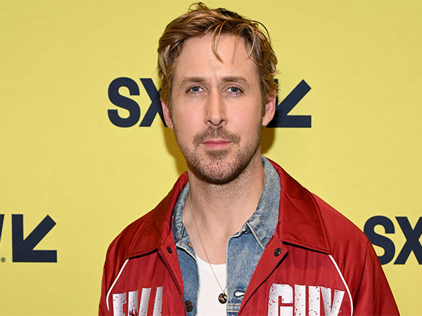 Ryan Gosling surprises fans during stunt show at Universal Studios ...