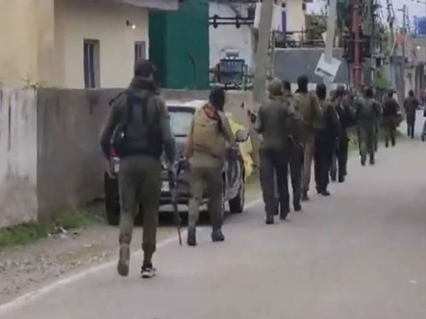 J-K: Police launches search operation in Poonch over suspicious movement