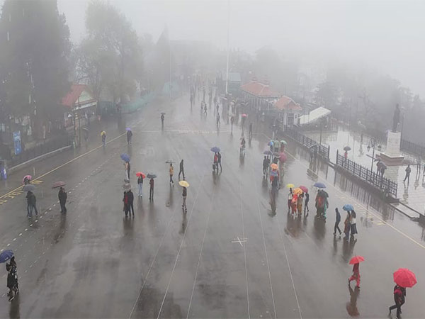 Rain, hailstorms possibility in five Himachal districts; IMD issues yellow alert