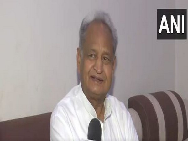 "KL Sharma is enough for Smriti Irani in Amethi": Congress leader Ashok ...