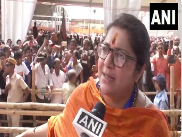 "Fight not against 'Didi Number One' but against corruption" says BJP's ...