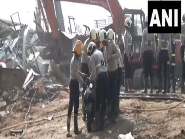 Mumbai: Rescue ops continue for 3rd consecutive day at Ghatkopar hoarding collapse site