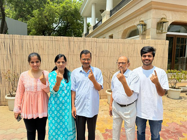 Delhi CM Kejriwal and his family cast their vote, appeals for vote ...