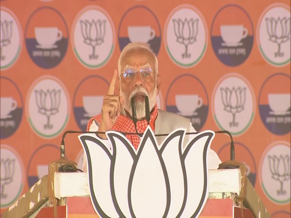 "I grew up washing cup plates, serving tea; relationship between Modi ...